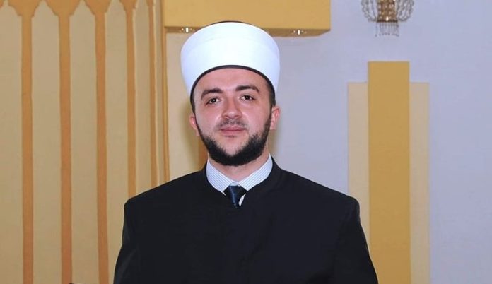 Muslimani slave Ramazanski Bajram, čestitku uputio oraški imam hafiz ...
